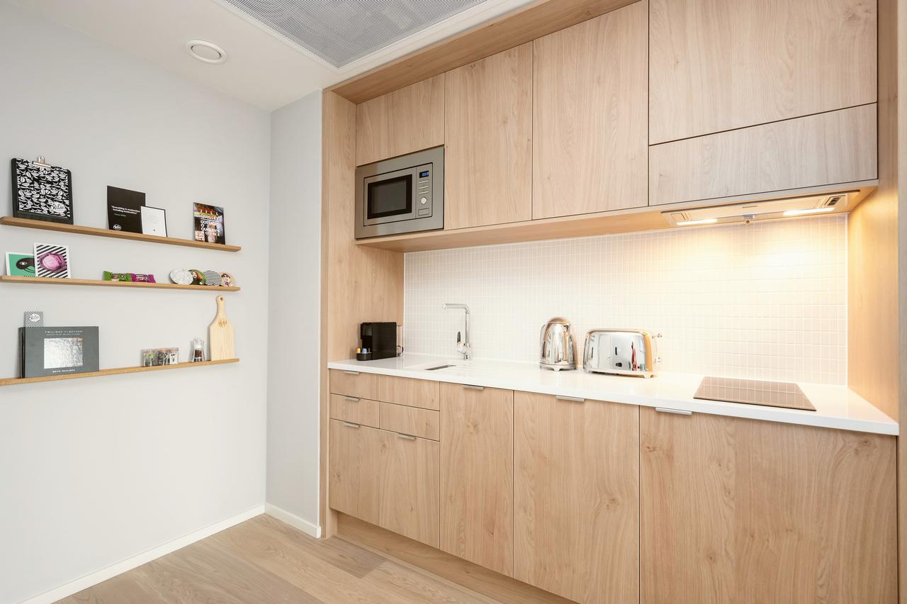 Manchester Aparthotel, City Centre, Lowest Price Guaranteed!